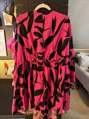 SHEIN | Dresses | Shein Pink And Black Graphic Curve Kimono Top | Poshmark